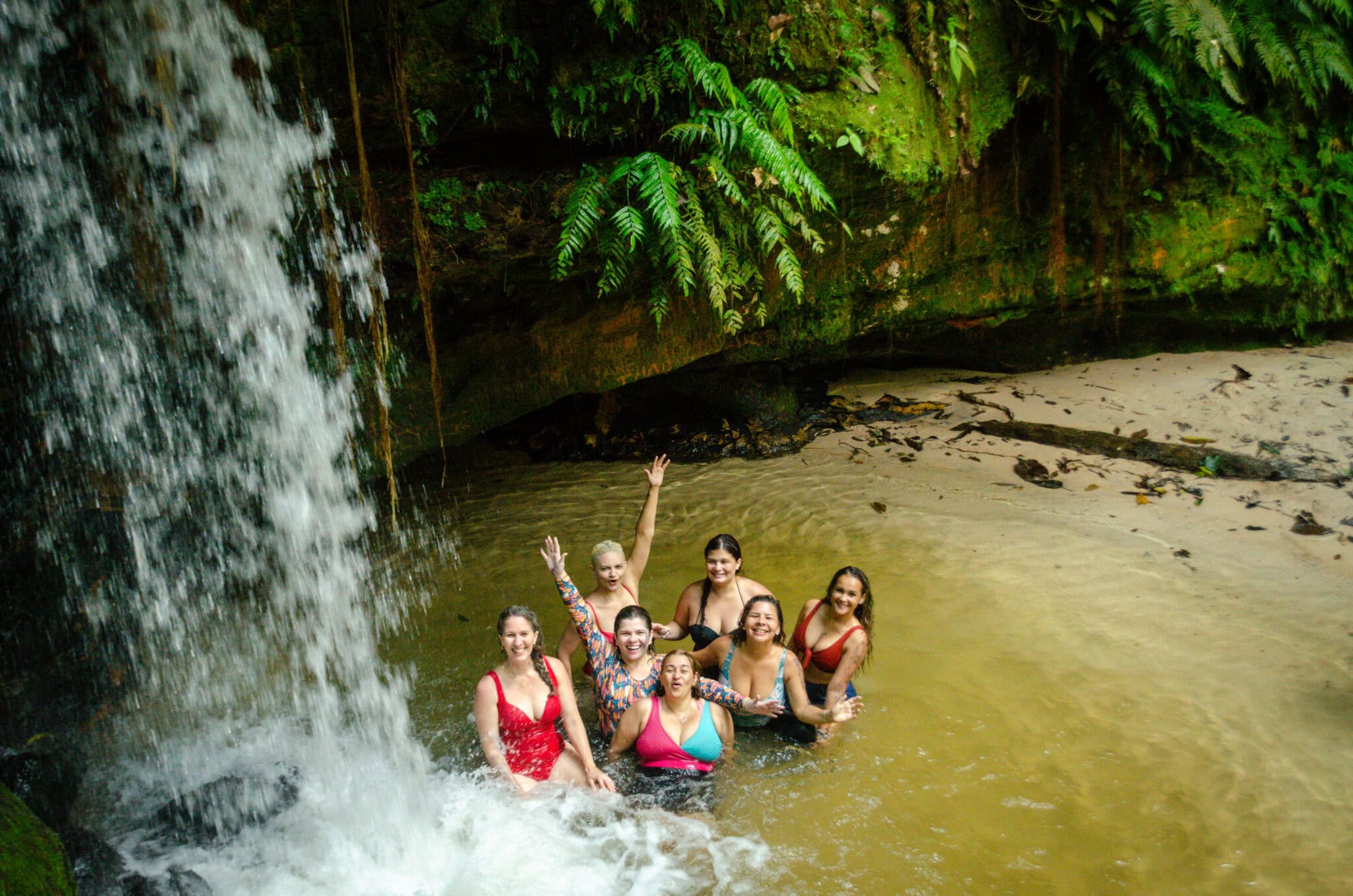 Turismo atrai visitantes de todos os lugares e estimula mais de 50 ...