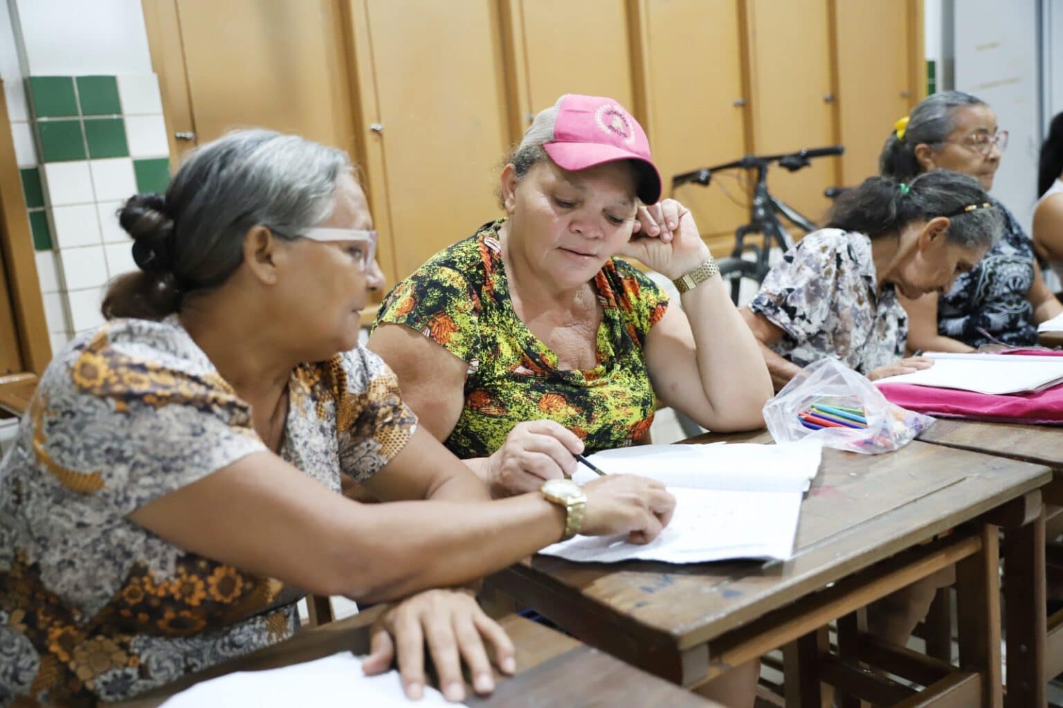 Programa Alfabetiza Acre/EJA já atendeu mais de 2,4 mil alunos no estado